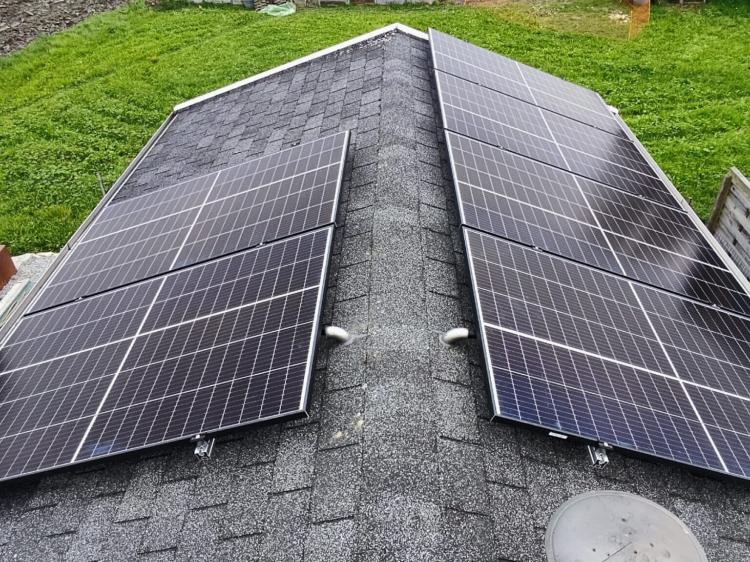 2250 Watt PV-Anlage – Alpen Volt GmbH