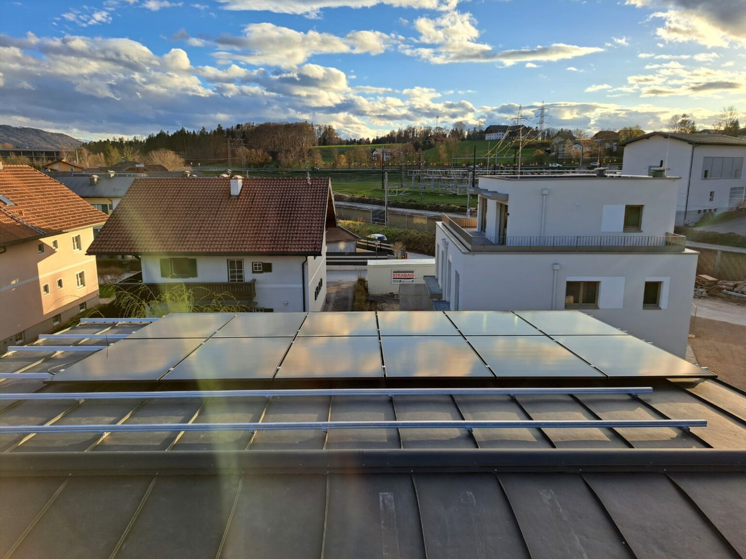 2250 Watt PV-Anlage – Alpen Volt GmbH